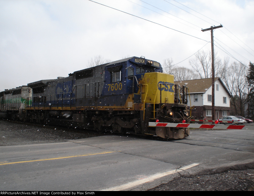 CSXT 7600